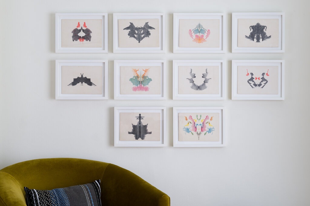 Art Hanging Tips from NYC Art Installation Company - ilevel